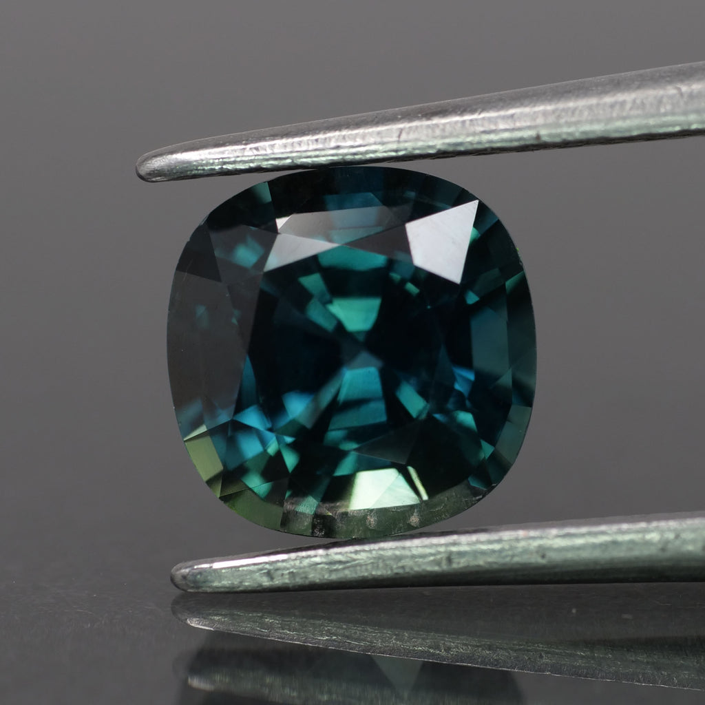 Sapphire | natural, teal color/color changing, cushion-cut, *7x7mm, 1 ...